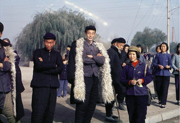 疯狂年代：文革时期罕见彩照 青报网-青岛日报官网